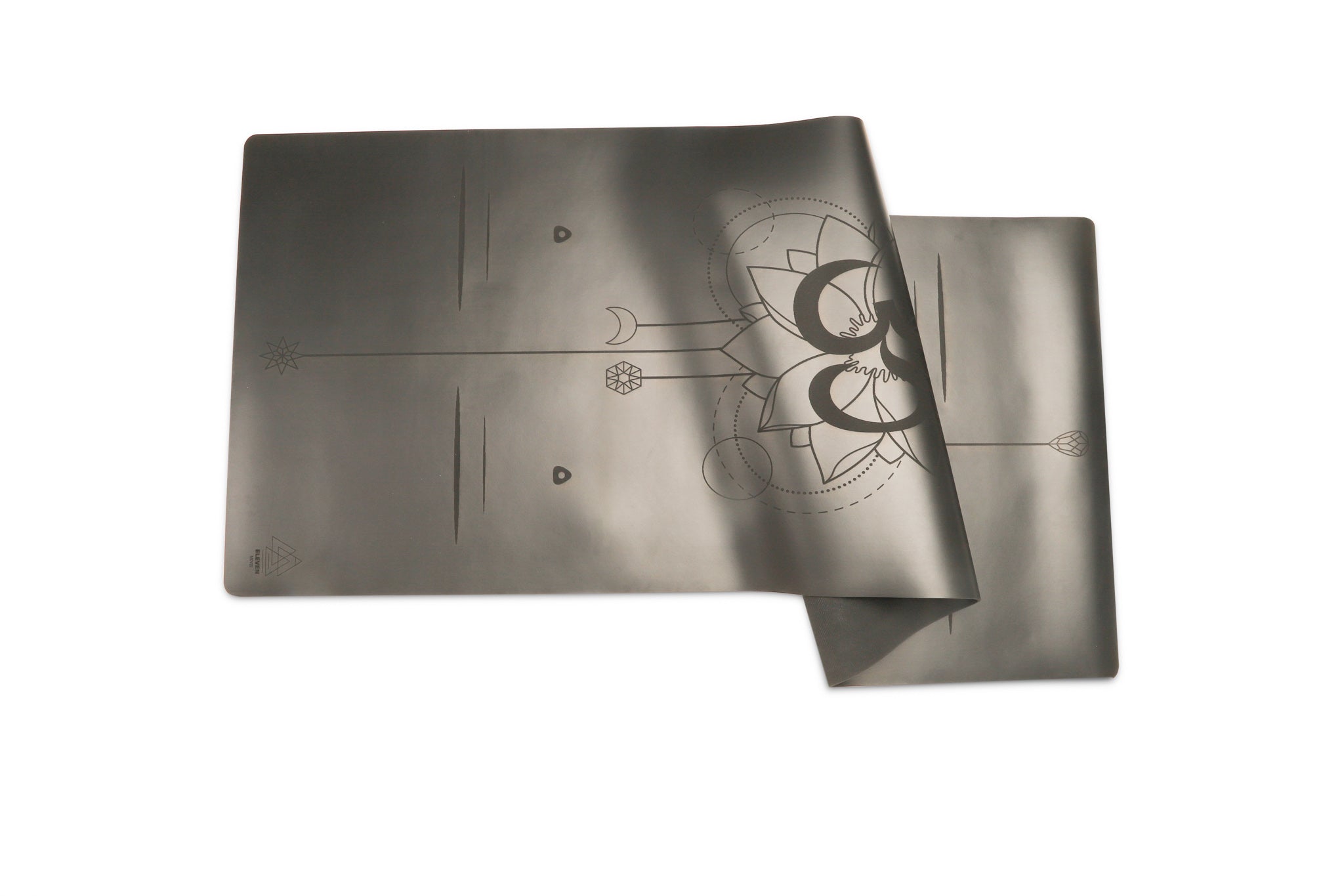 Om symbol Yoga Mat | Black – Eleven Moves